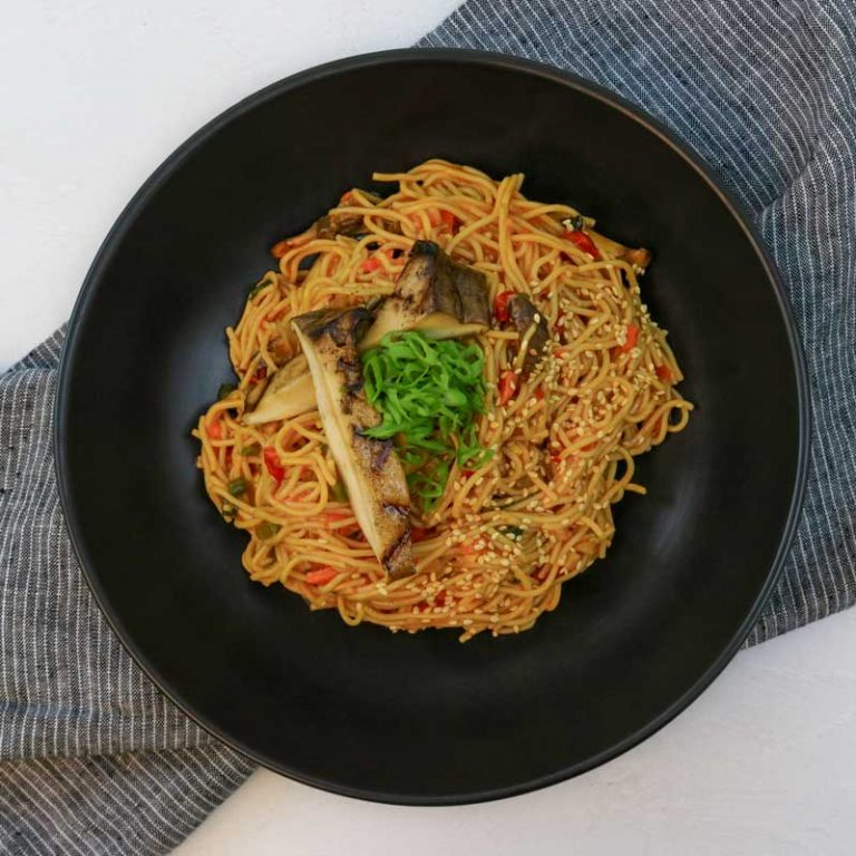 Sesame Mushroom Korean Noodle Salad – Reser's Foodservice